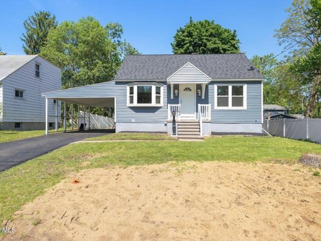 1204 Hemlock St, Schenectady, NY 12306