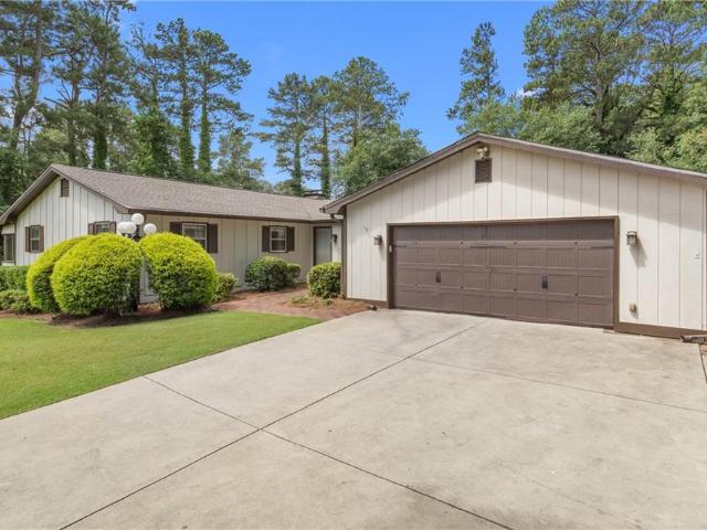 1204 Heritage Hills Circle