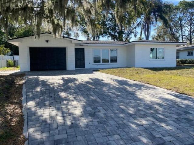 1204 Lake Elbert Dr SE, Winter Haven, FL 33880