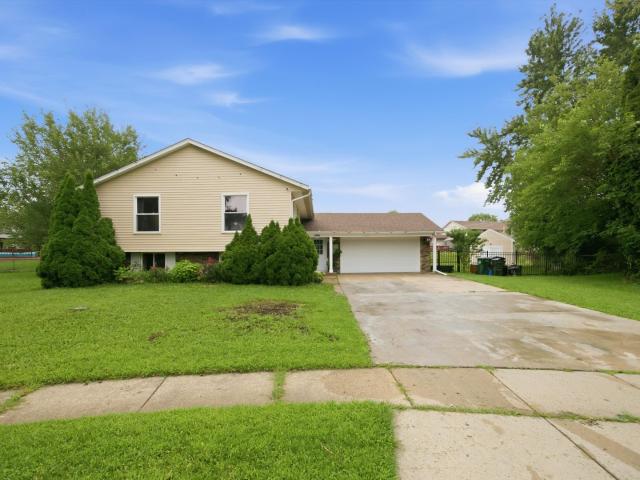 1204 Lincoln Court