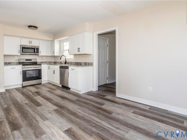 1204 Louis Ln, Hopewell, VA 23860 | MLS #2607