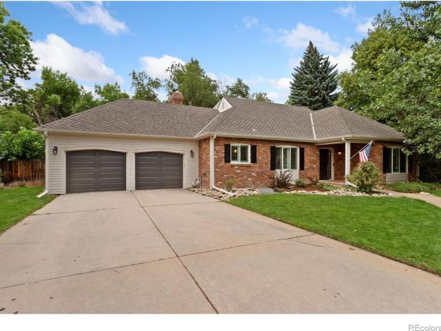 1204 Parkwood Drive