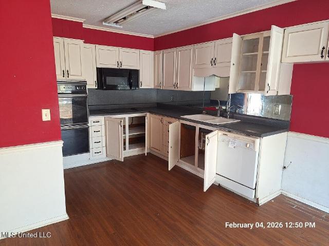 1204 Park Lane