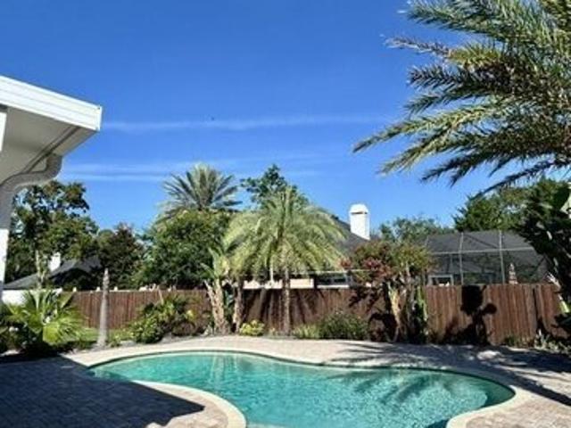 1204 Pembrooke Rd, Saint Johns, FL 32259