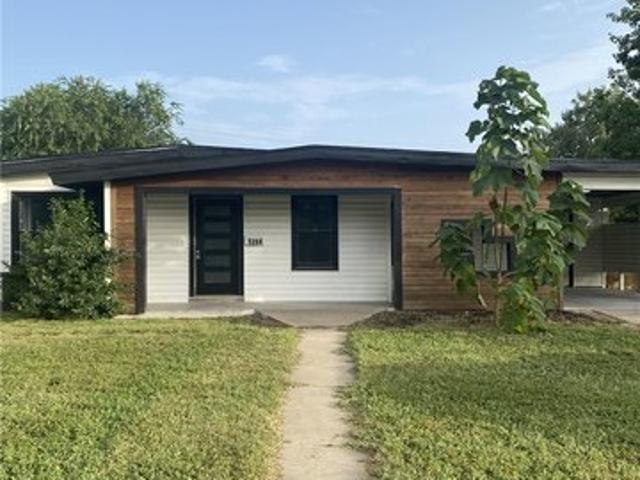 1204 Rose Dr, Alice, TX 78332