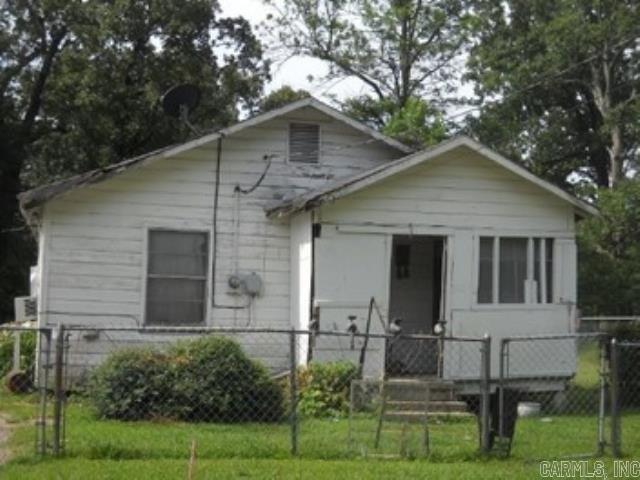 1204 S Fir St, Pine Bluff, AR 71603