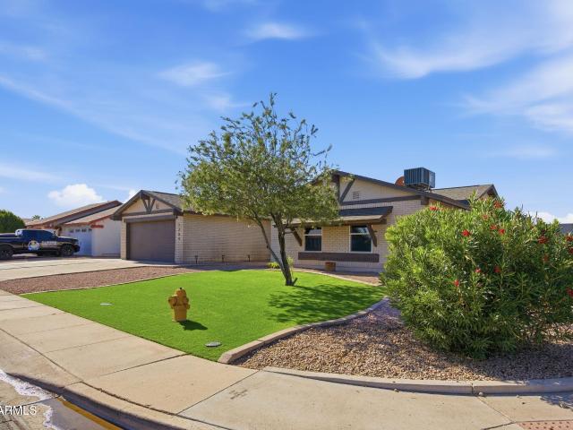 1204 w mcnair street