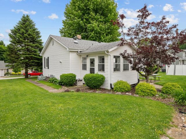 1204 6th Street