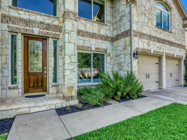 12052 Tulare Dr