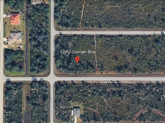 12052 Gisinger Blvd, Port Charlotte, FL 33981