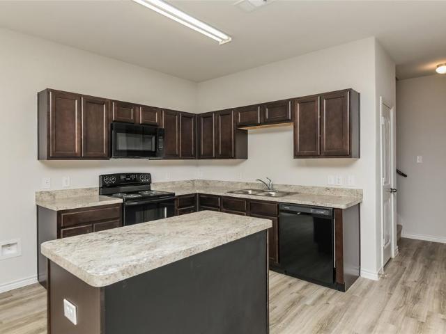 1205 Mallard Cv, Ennis, TX 75119 | MLS #21203 | Compass