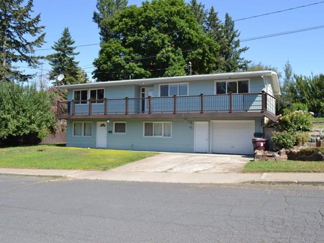 1205 NW Clifford St, Pullman, WA 99163