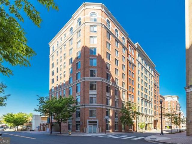 1205 N Garfield St #510, Arlington, VA 22201
