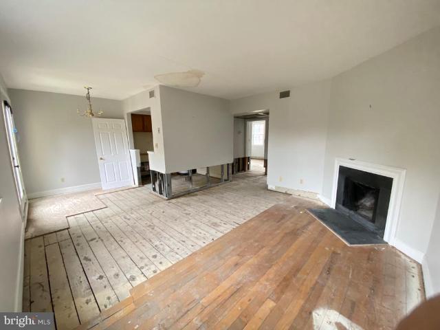 1205 N Pitt Street # 2C