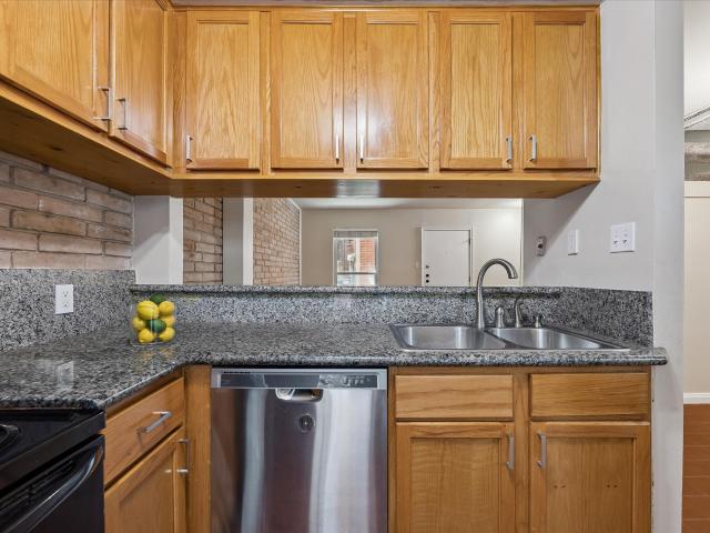 1205 Autrey St, Unit 9, Houston, TX 77006 | MLS #95093