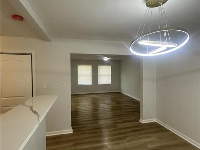 1205 Aaron CT