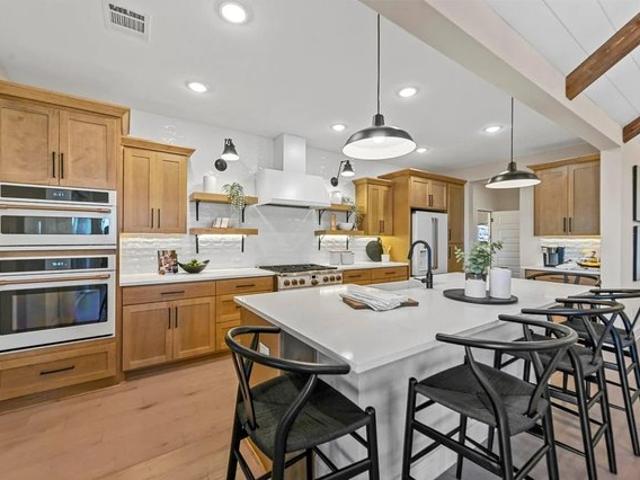 1205 Butterfly Dale Dr, Lavon, TX 75166