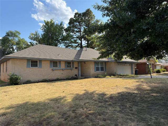 1205 Charles Drive
