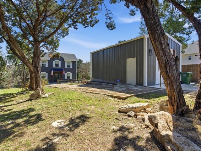 1205 Comanche Cove Dr, Granbury, TX 76048 | MLS #21187