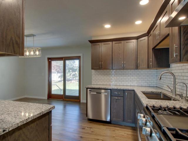 1205 DANIEL Court