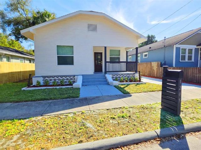 1205 E Emma St, Tampa, FL 33603 | MLS #TB8479 | Compass