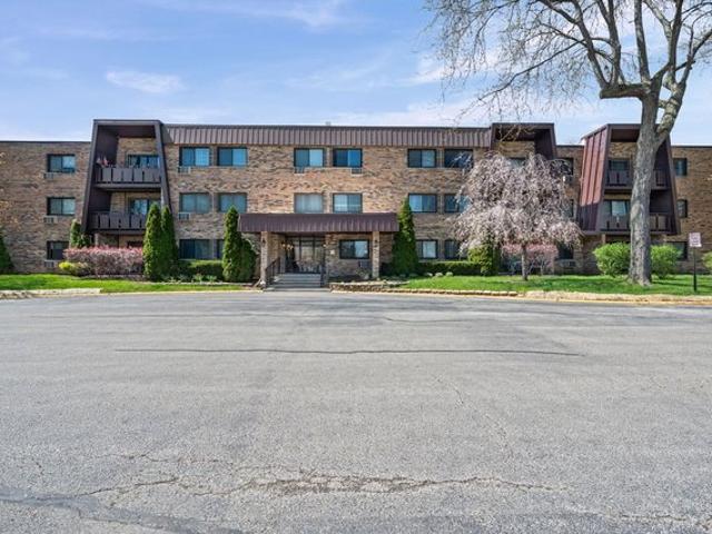 1205 E Hintz Rd Unit 209, Arlington Heights, IL 60004