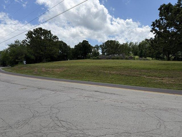 1205 E Washington Ave, Ava, MO 65608