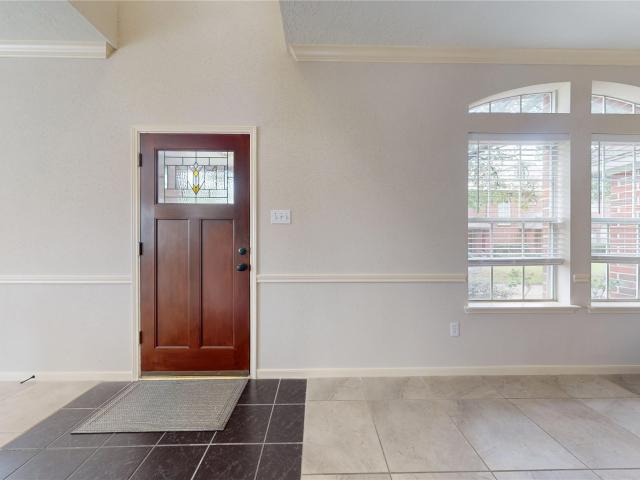 1205 El Camino Drive