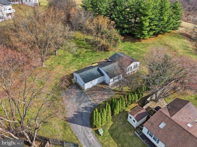 1205 Fairway Drive