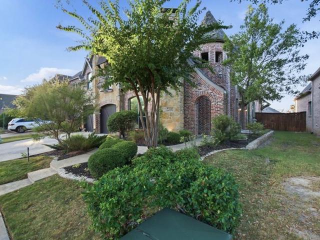 1205 Grant Ave, Lantana, TX 76226