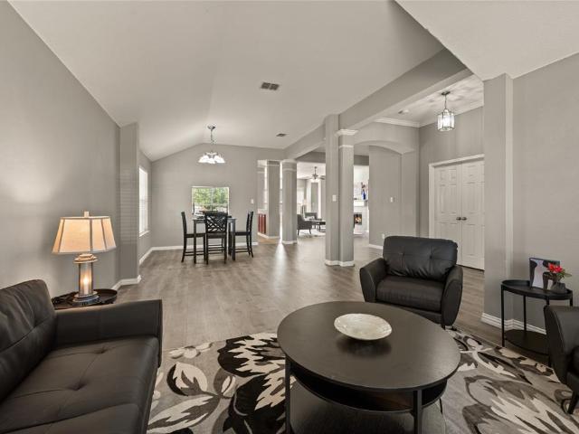 1205 Hickory Bend Lane