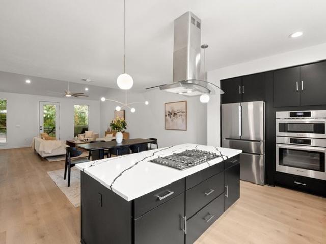1205 Kinney Ave Apt H, Austin, TX 78704