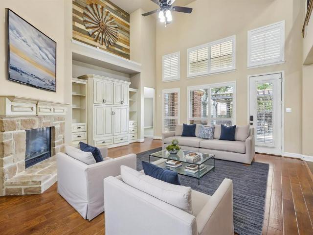 1205 Lake Glen Circle