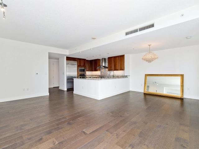 1205 Pacific # 2806