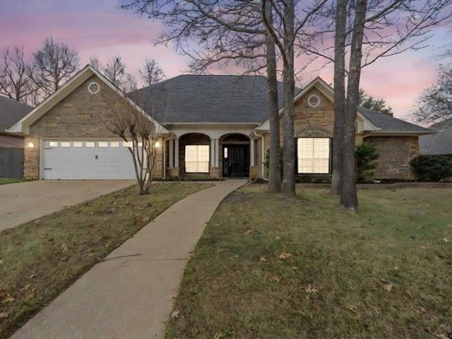 1205 Parkview Dr, Tyler, TX 75703