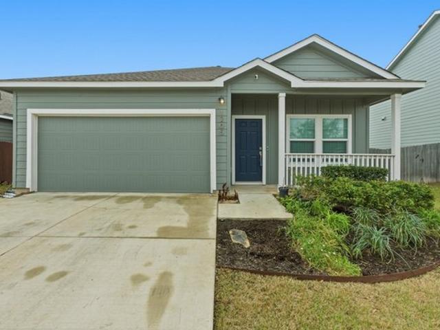 1205 Rio Frio Ln, Georgetown, TX 78626