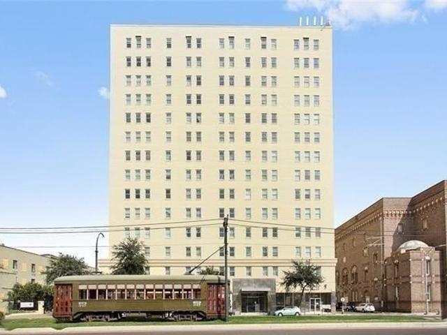 1205 St Charles Ave Apt 1011, New Orleans, LA 70130