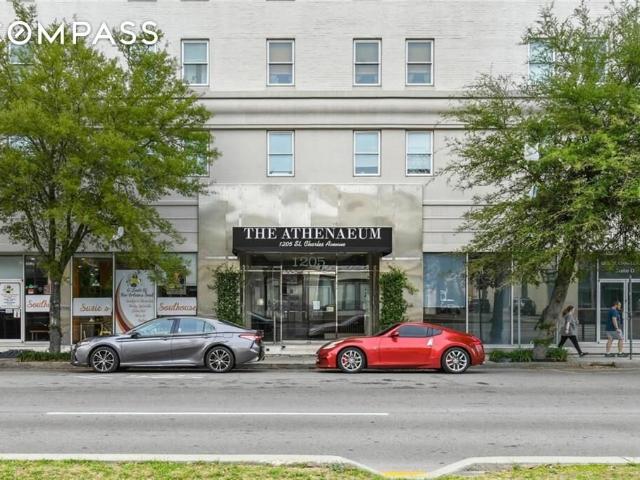1205 St Charles Ave 1111, New Orleans, LA