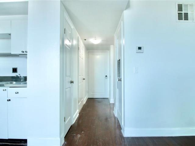1205 St Charles Avenue # 1008