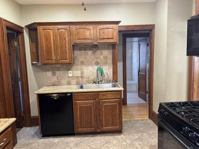 1205 S 74th St, Unit 1207