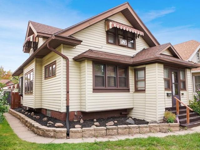 1205 S 74th St Unit 1207, West Allis, WI 53214