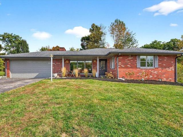 1205 S Shadeland Dr, Bloomington, IN 47403