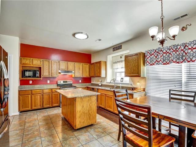1205 Tyler CT