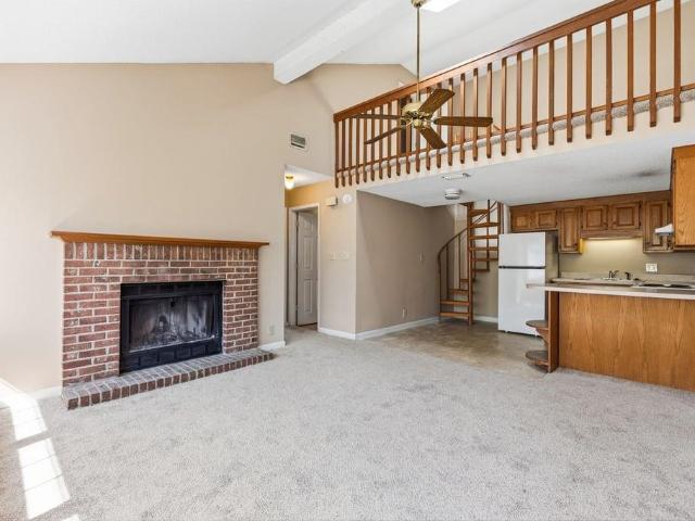 1205 Tiffany Ln. C