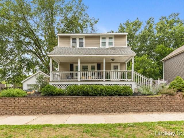 1205 Valley Ave NW, Grand Rapids, MI 49504