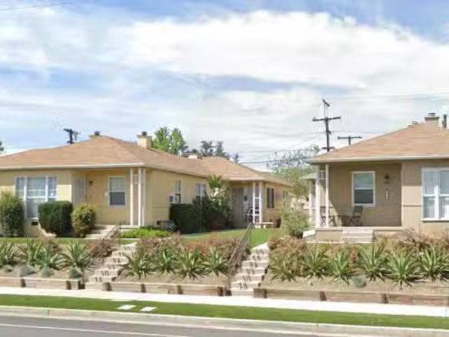 1205 Victory Burbank, CA