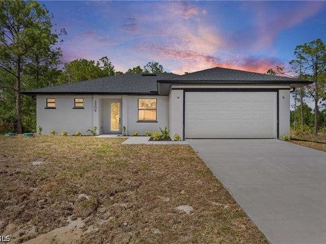 1205 W 11th St, Lehigh Acres, FL 33972