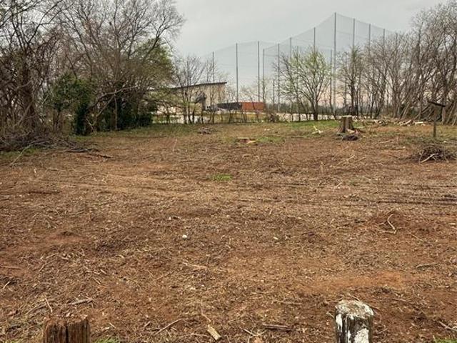 1205 W 2nd St, Bossier City, LA 71111 | MLS #21203 | Compass