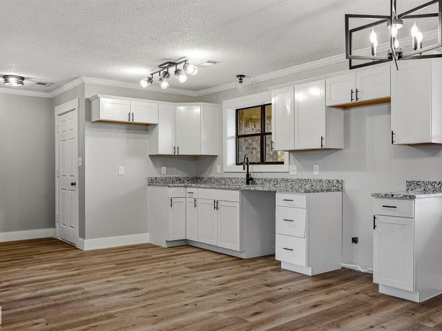 1205 Ward Lane