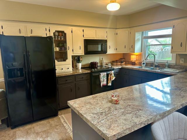 1205 Woodbridge Dr, Clarksville, TN 37042 | MLS #3179 | Compass
